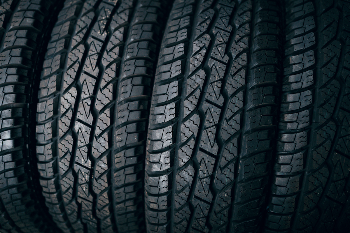 Tire Tread Scanning Methods in 2025: The Ultimate Guide | Anyline